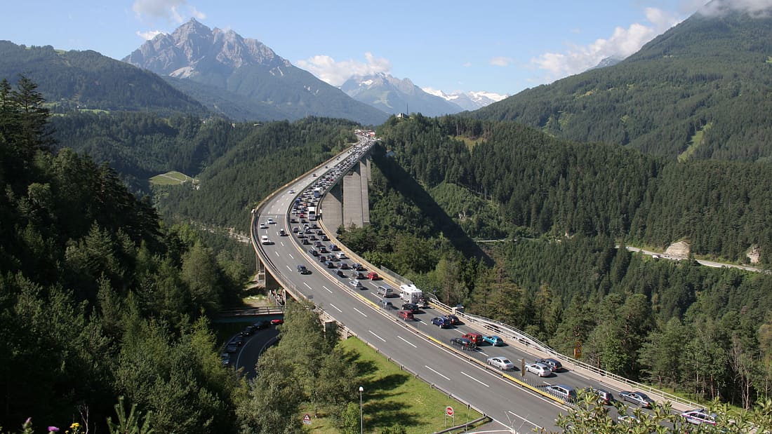 Reise-Chaos auf Brenner- und Tauern-Autobahn: Mega-Staus drohen auf A10, A12 und A13