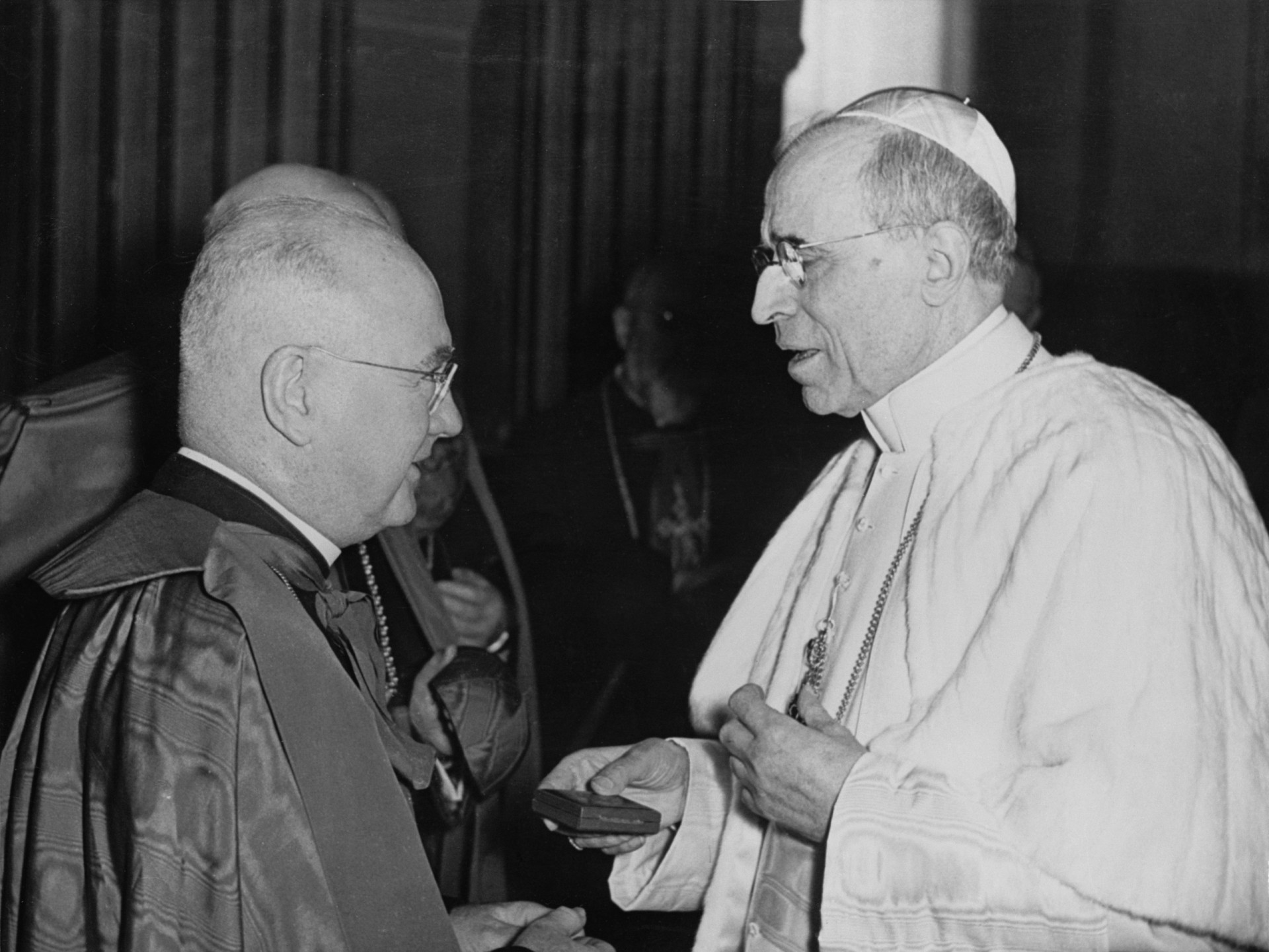 The pope who exploded due to embalming gone wrong