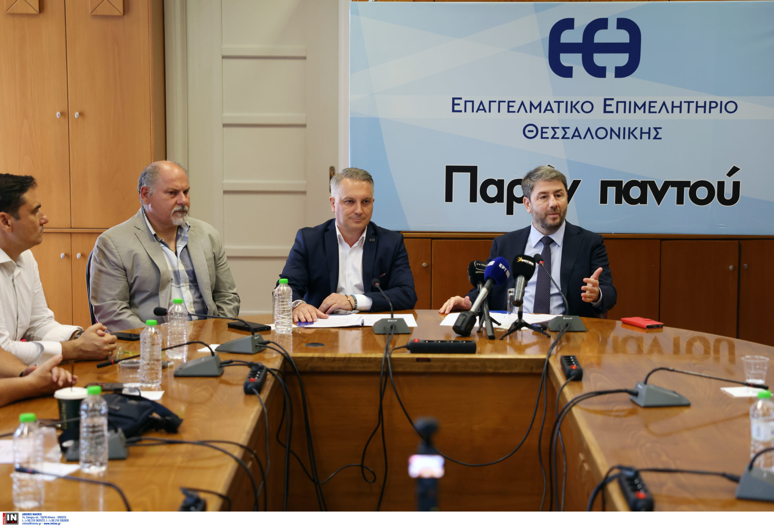 Ανδρουλάκης: Η ανταγωνιστικότητα της χώρας δεν οικοδομείται με την ...