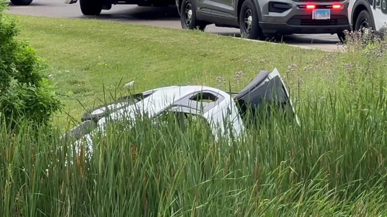Crash backs up traffic near Perryville Road and E. State Street