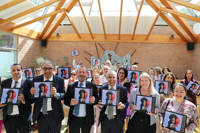 L'UNESCO lance "Matières à rêver", un livre dédié aux métiers du ...
