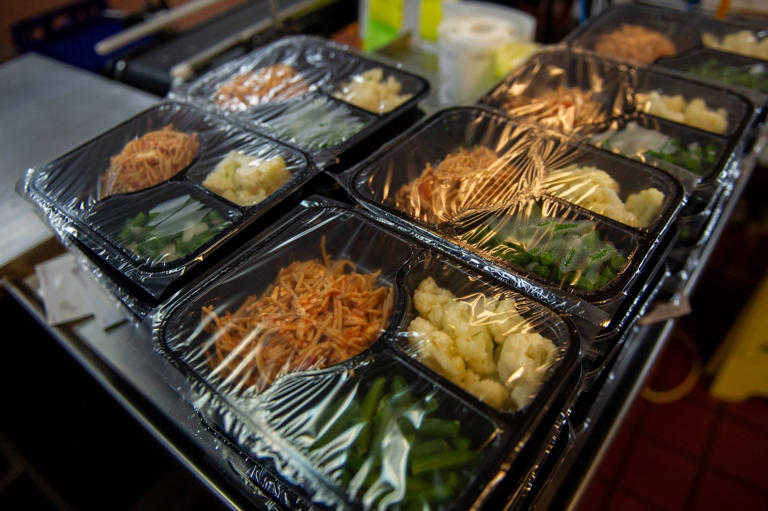 Meals On Wheels waiting lists grow as Texas braces for federal funding cuts