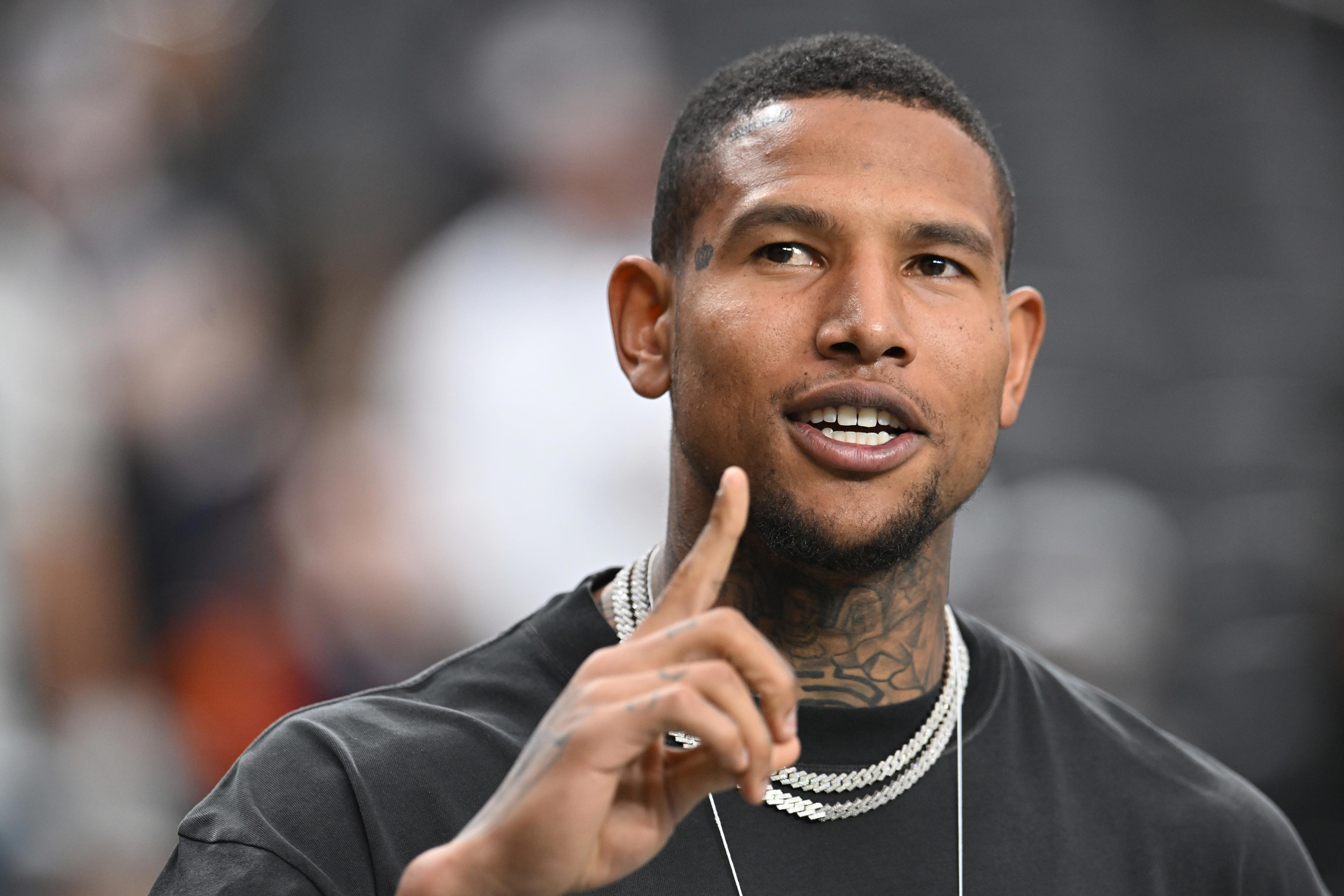 Darren Waller is back in the NFL and set to reunite with former Raiders ...