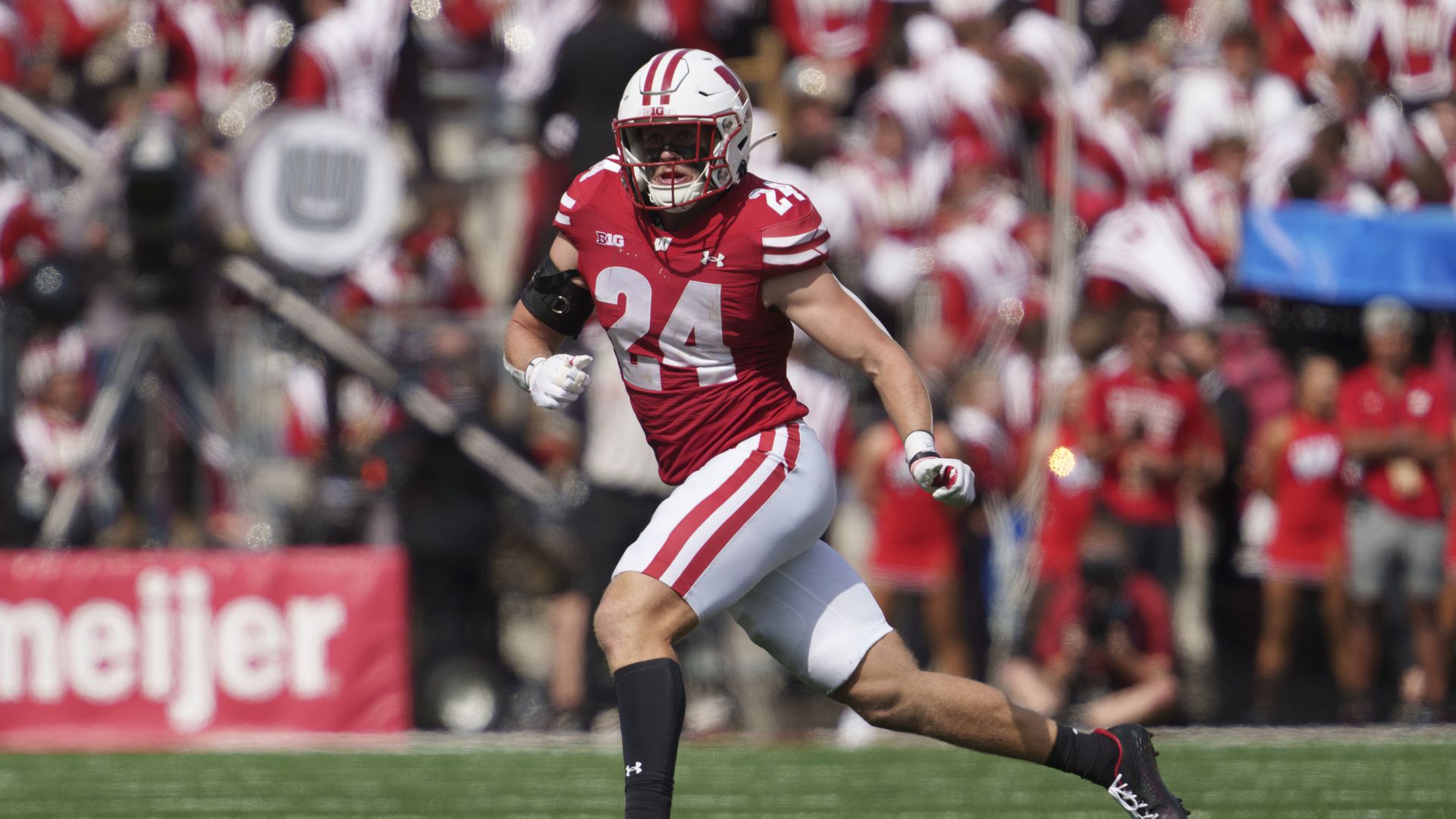 Badgers 2026 defensive back target to announce commitment on Sunday ...