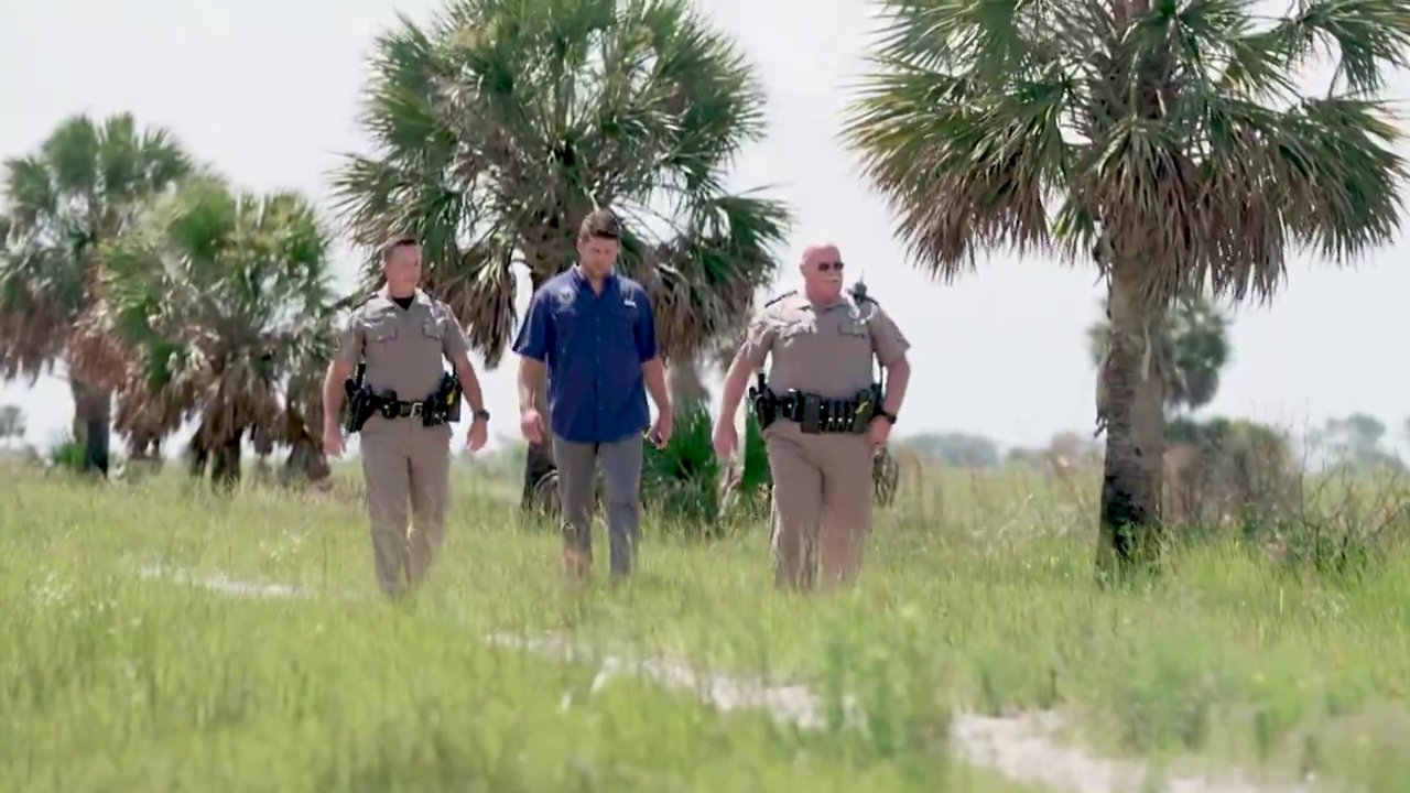 Florida pitches 'Alligator Alcatraz' to hold migrants