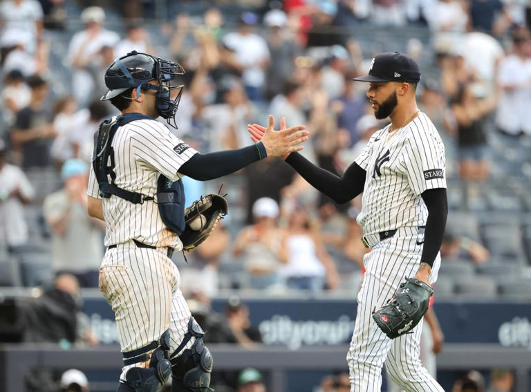 Yankees navigating a different Luke Weaver-Devin Williams closer call ...