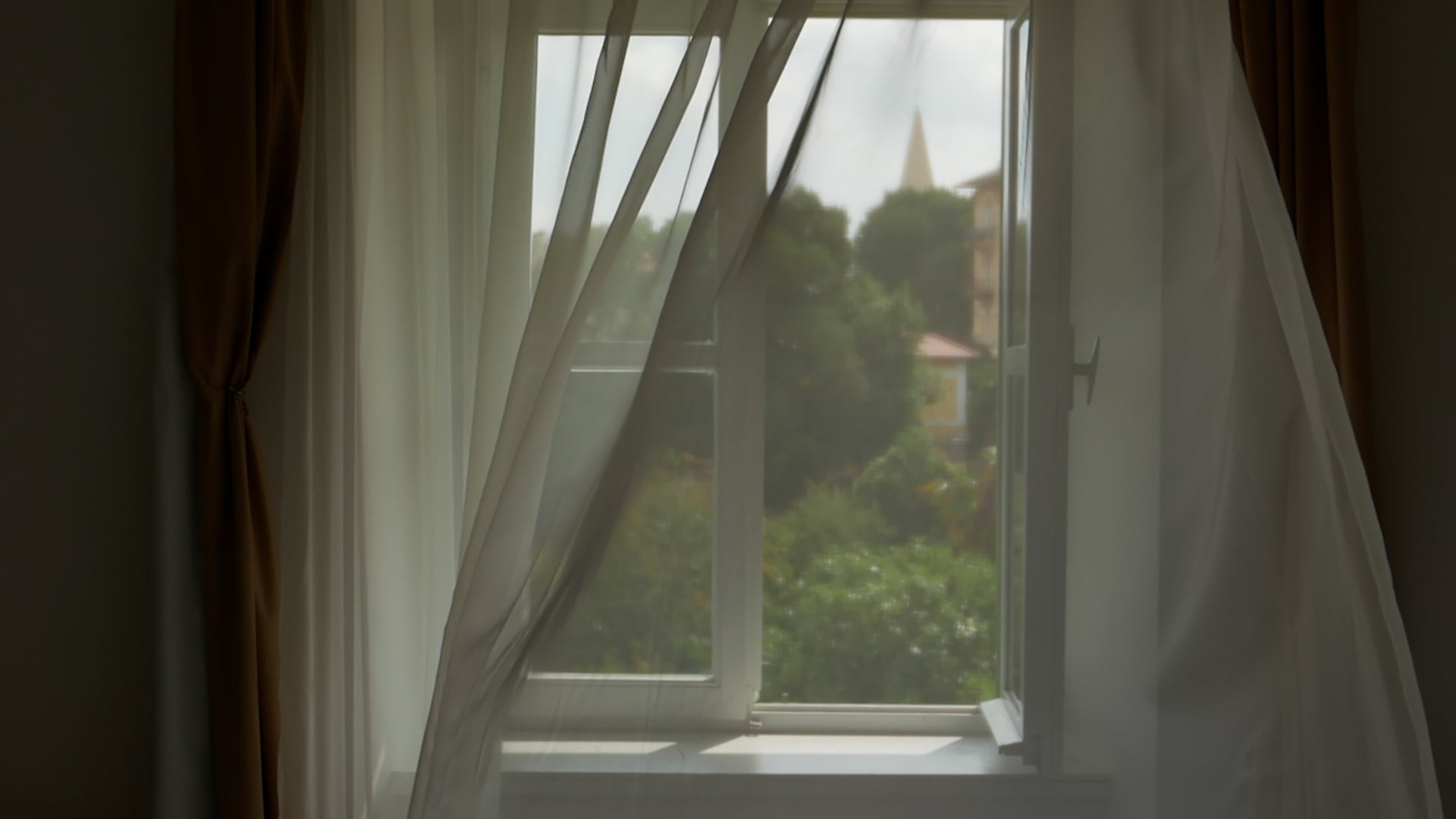 No AC during a heat wave? How to keep your home cool