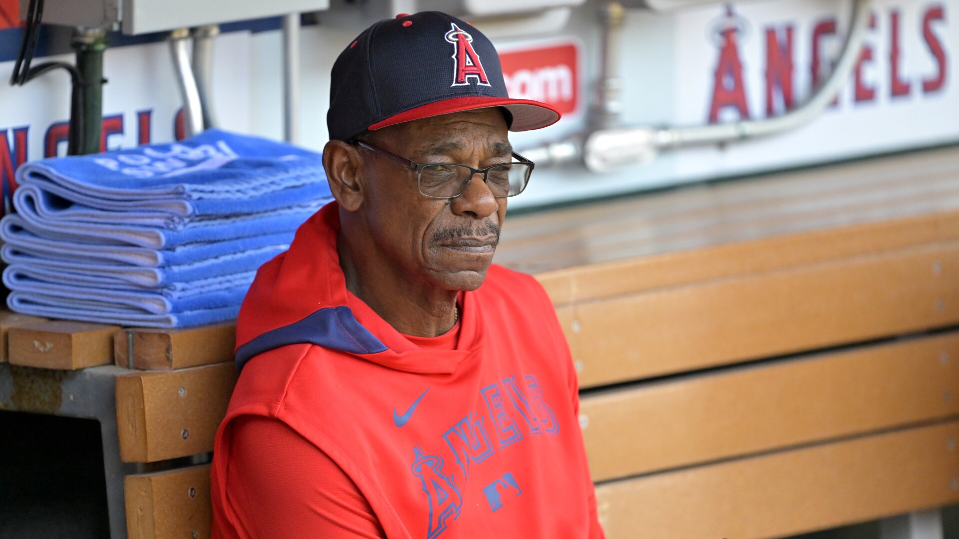 Angels manager Ron Washington out indefinitely because of health concerns