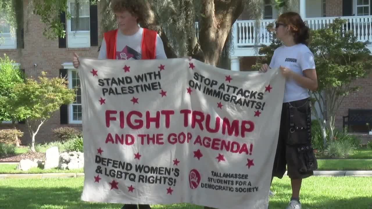 Students protest ICE activity, call for immigrant protections at FSU ...