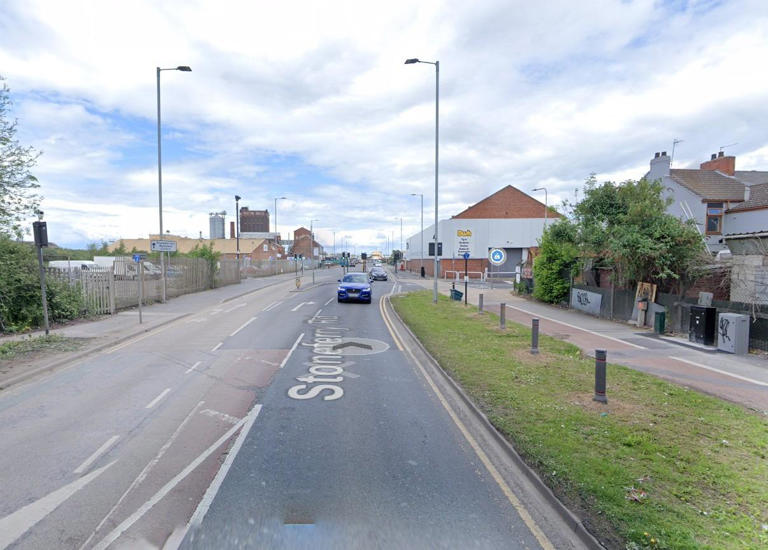 Motorcycle rider, 42, dies in late-night Hull crash with car as police ...