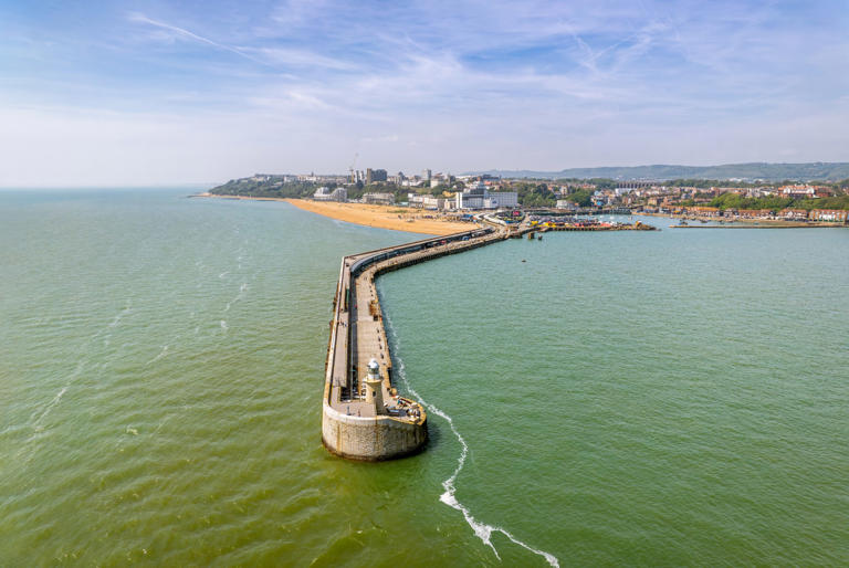 Folkestone is the 'enchanting' UK town with 5 beaches that's just 58 ...