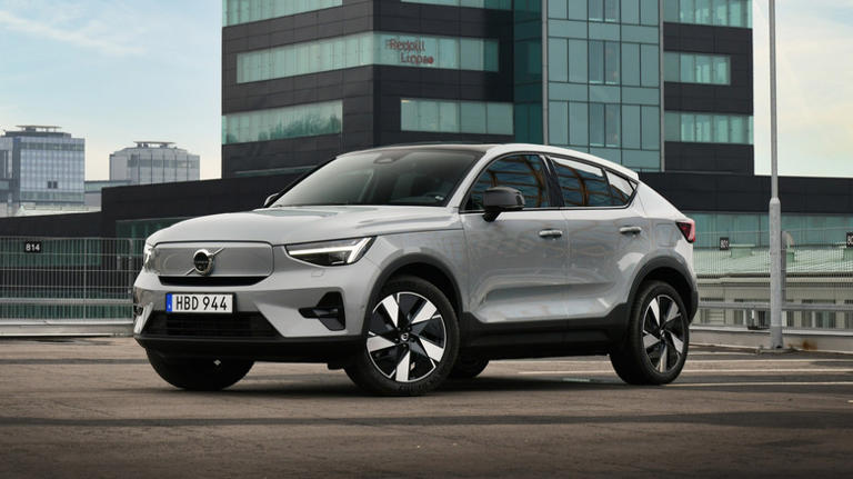 Volvo Recalls 14,000 EVs And PHEVs From 2020-2026 Because They May ...