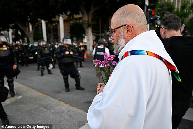 Bishop appointed by Pope Leo descends on California court to persuade ...
