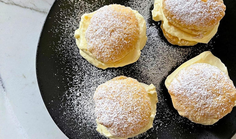 Italian Cream Puffs (4 Ingredients!)