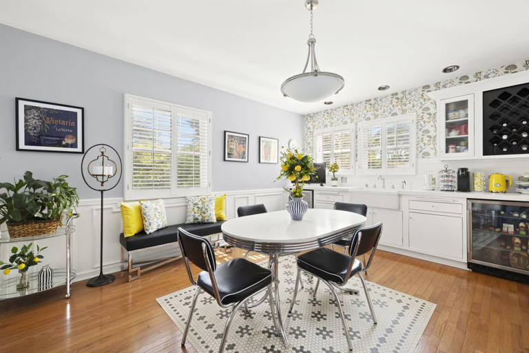 House of the Week: A Romance Novelist’s Prohibition-Era California Home