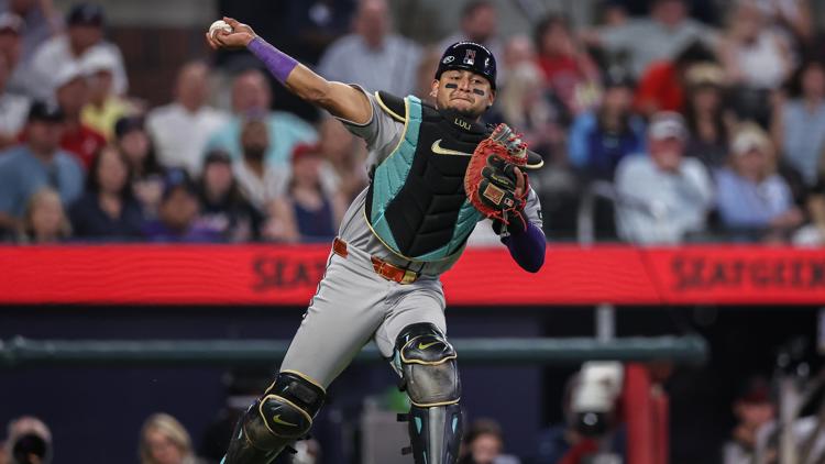 Yet another Diamondbacks pitcher had elbow surgery and more information ...