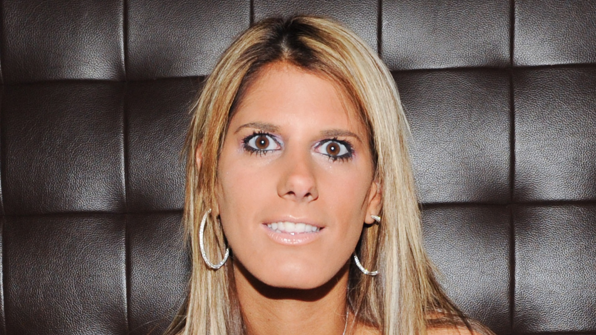 ‘Million Dollar Beach House’ Real Estate Agent Sara Burack Dead at 40 ...