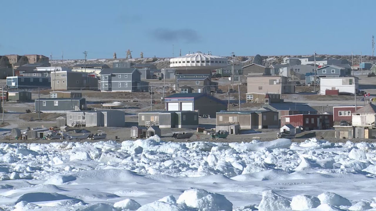 More housing units coming to two Nunavut communities