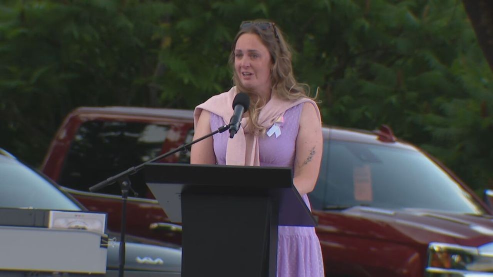 Mother of Decker sisters shares heartfelt stories at Wenatchee memorial ...
