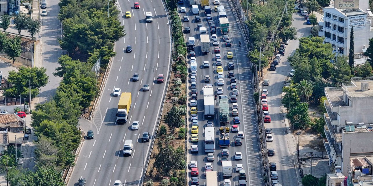 Κάμερες σε 8 σημεία της Αττικής και 10 γραμμές λεωφορείων -Πώς θα ...