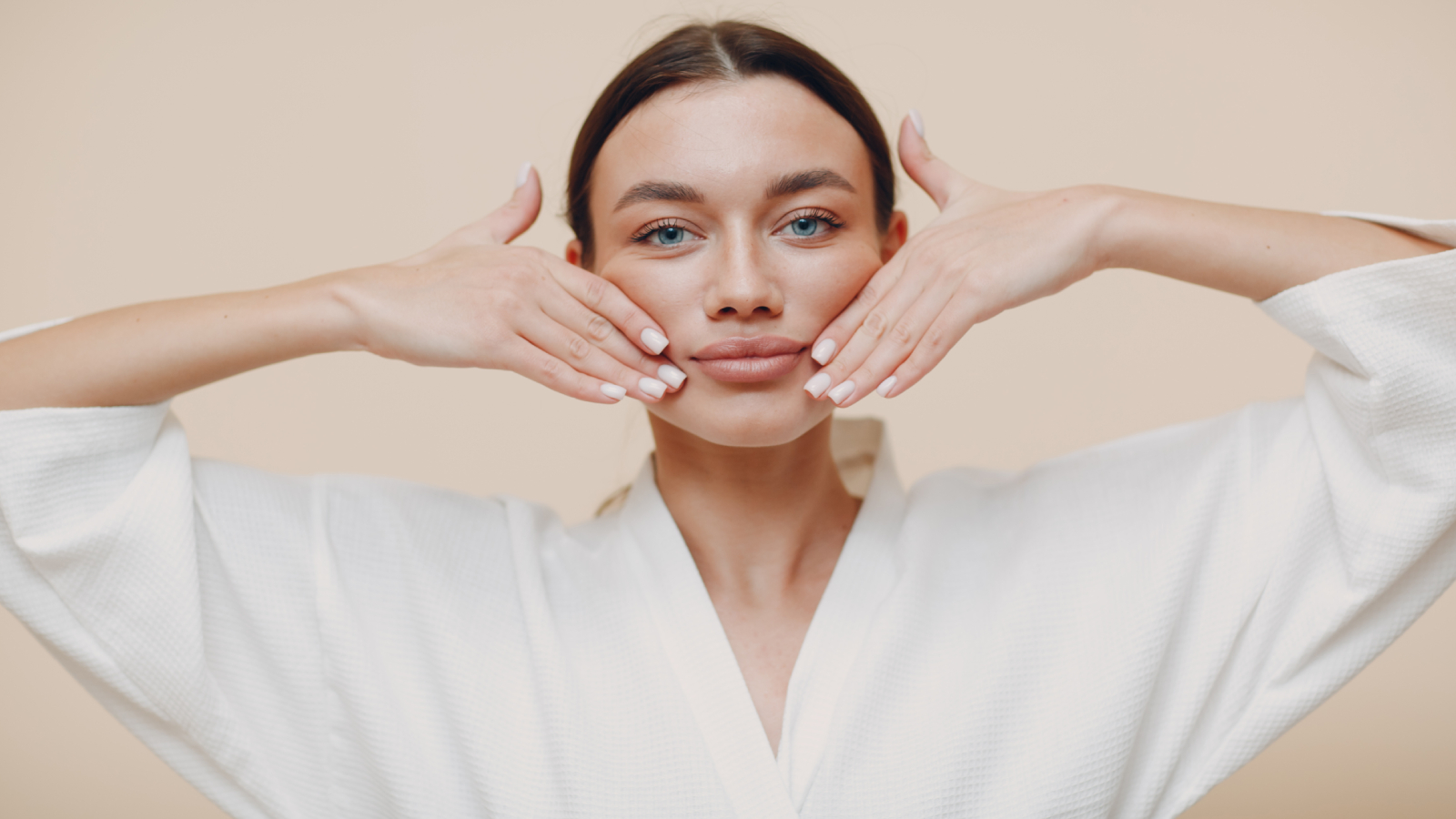 International Yoga Day 2025: Expert-backed 10-minute face yoga routine ...