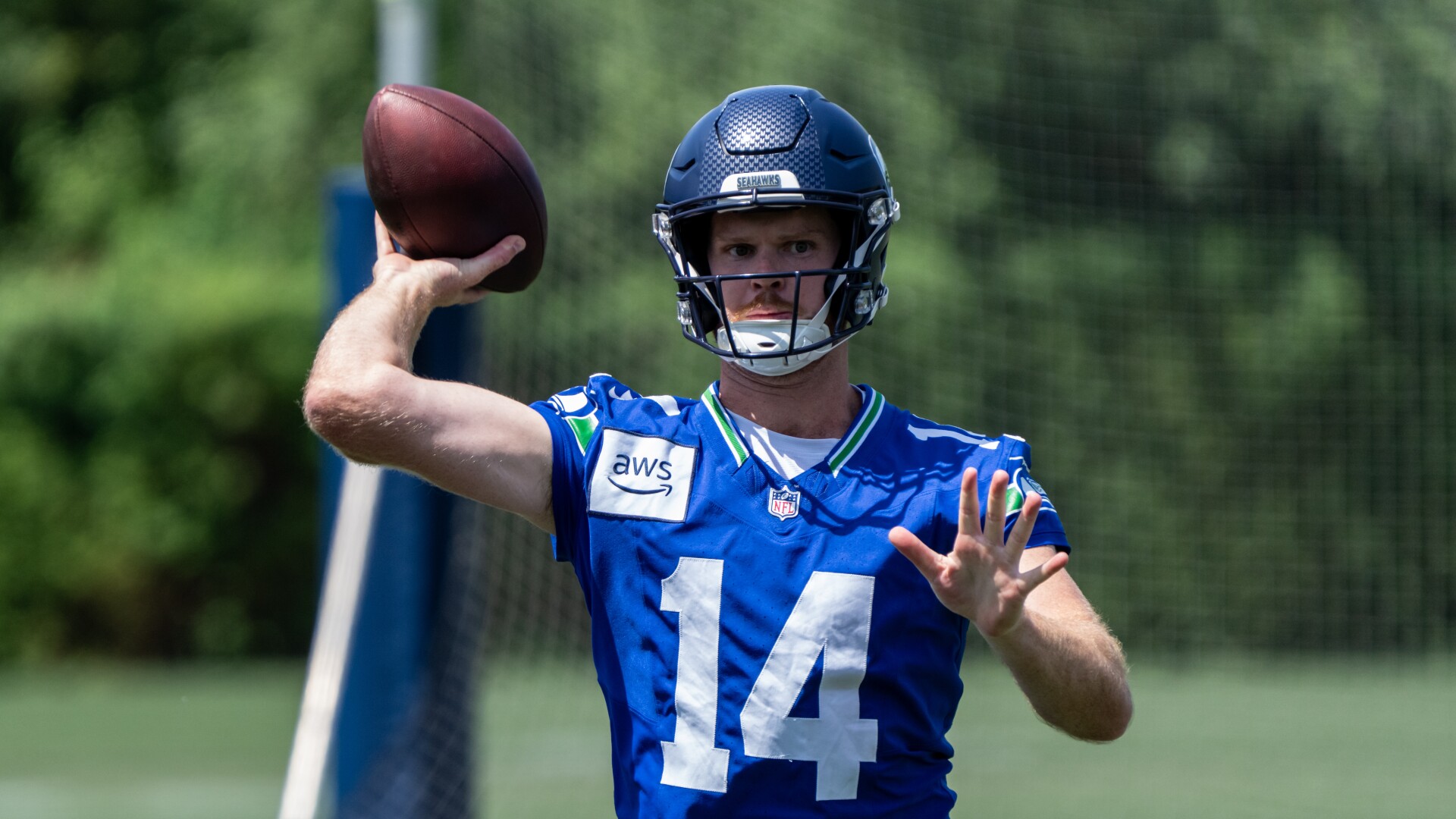 Seahawks won't play most starters in preseason opener