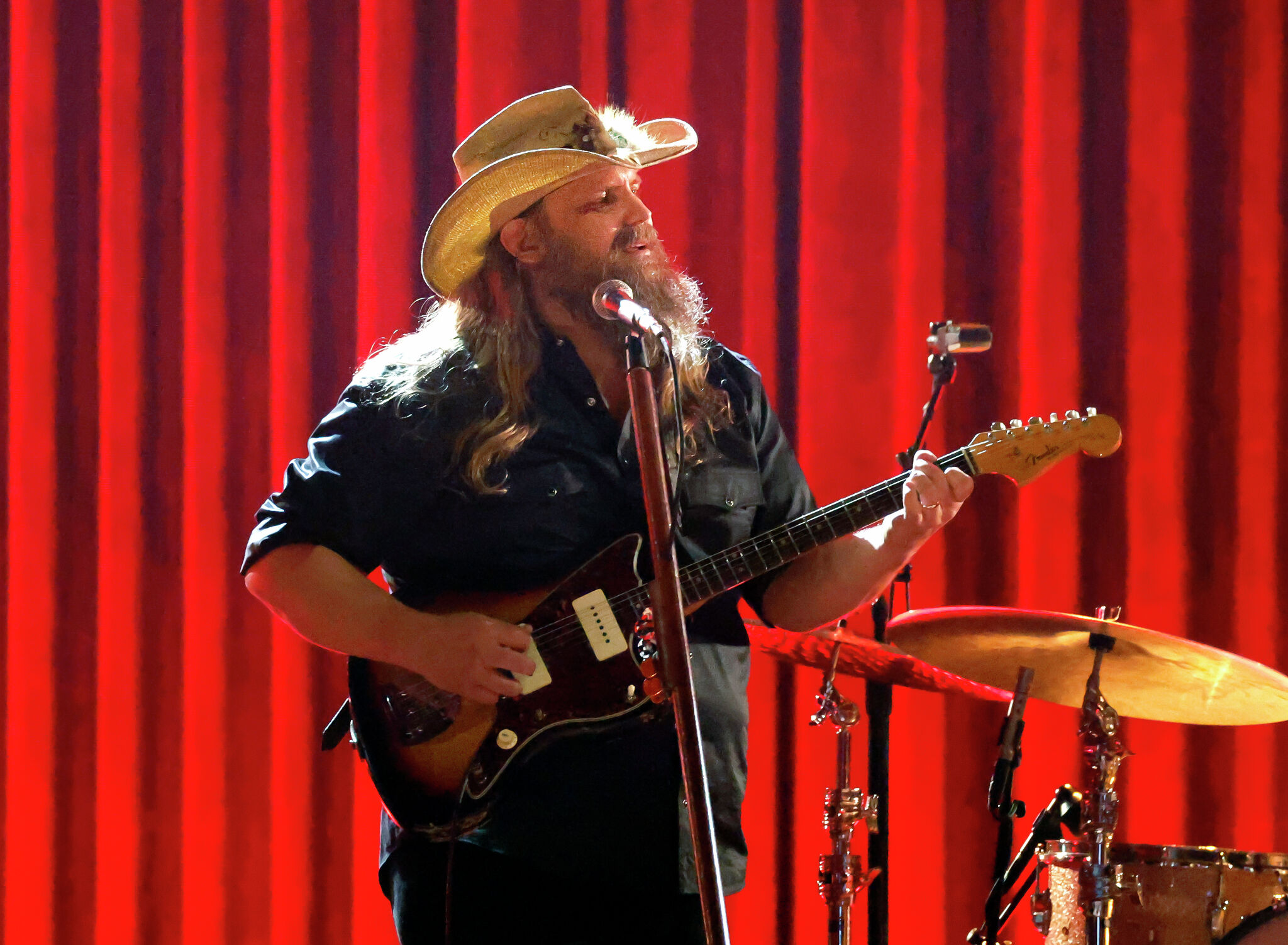 Review: Chris Stapleton rocks out the MVP Arena