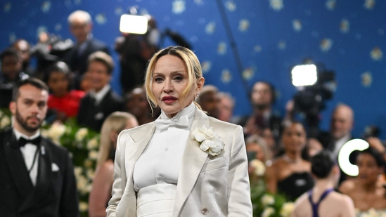 Madonna gives fans a sneak peek into her $40 million apartment and luxe ...