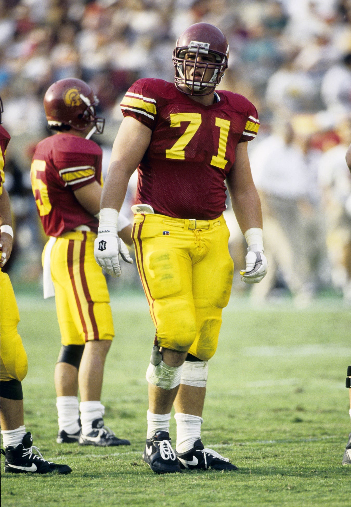 USC football countdown to kickoff continues—Tony Boselli in focus