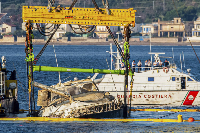 Sunken Bayesian superyacht lifted from waters off Sicily as salvage ...