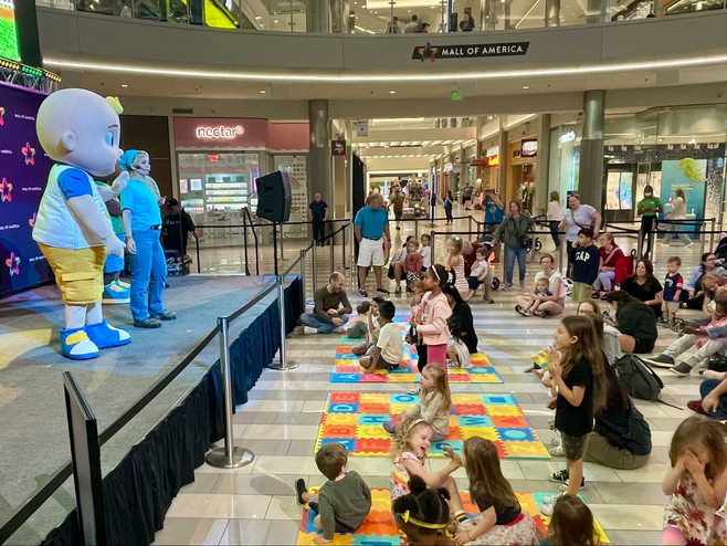 14 Essential Tips for Visiting Mall of America with Kids