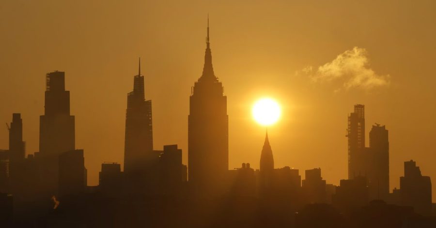 How to stay safe during heat waves – and the heat stroke warning signs ...