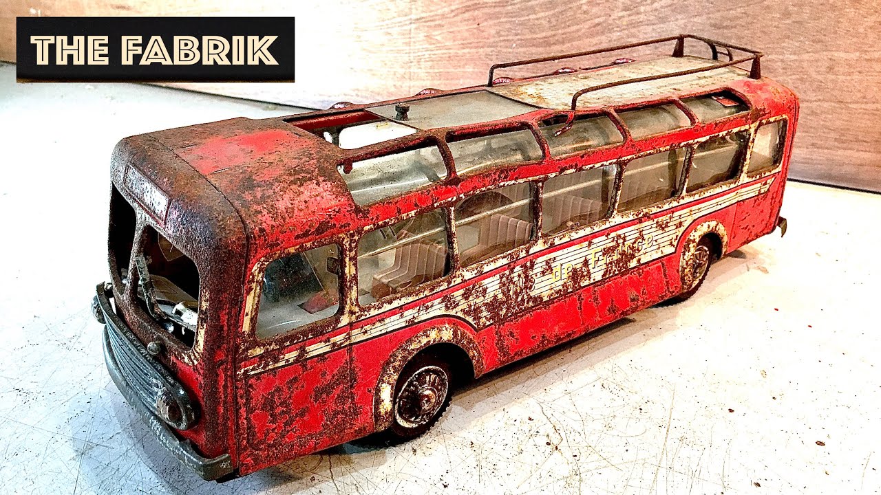 1950's Abandoned Antique Bus Restoration! 😍