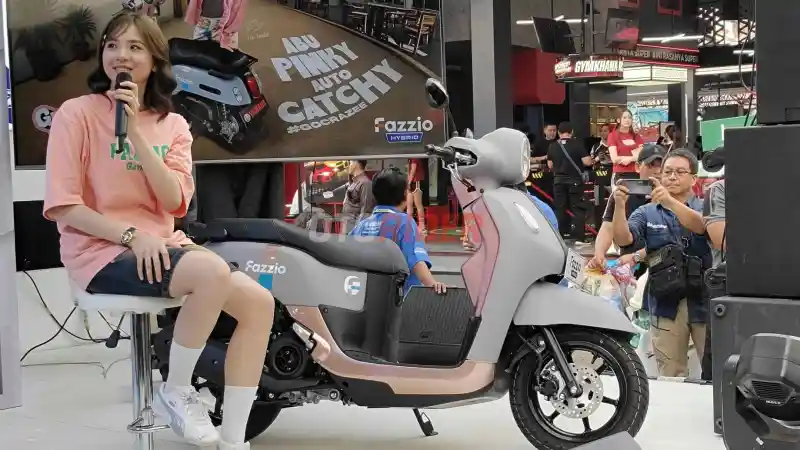 Yamaha Fazzio Hybrid Tampil Segar dengan Dua Warna Baru di Jakarta Fair ...