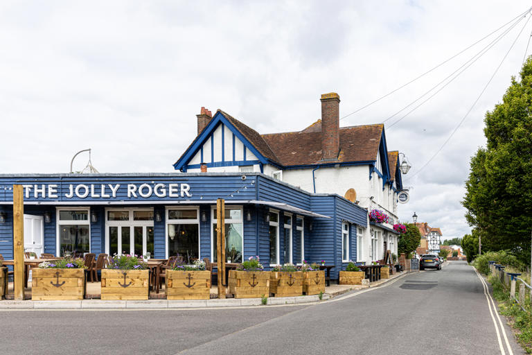 The Jolly Roger in Gosport celebrates £40,000 outdoor refurbishment ...