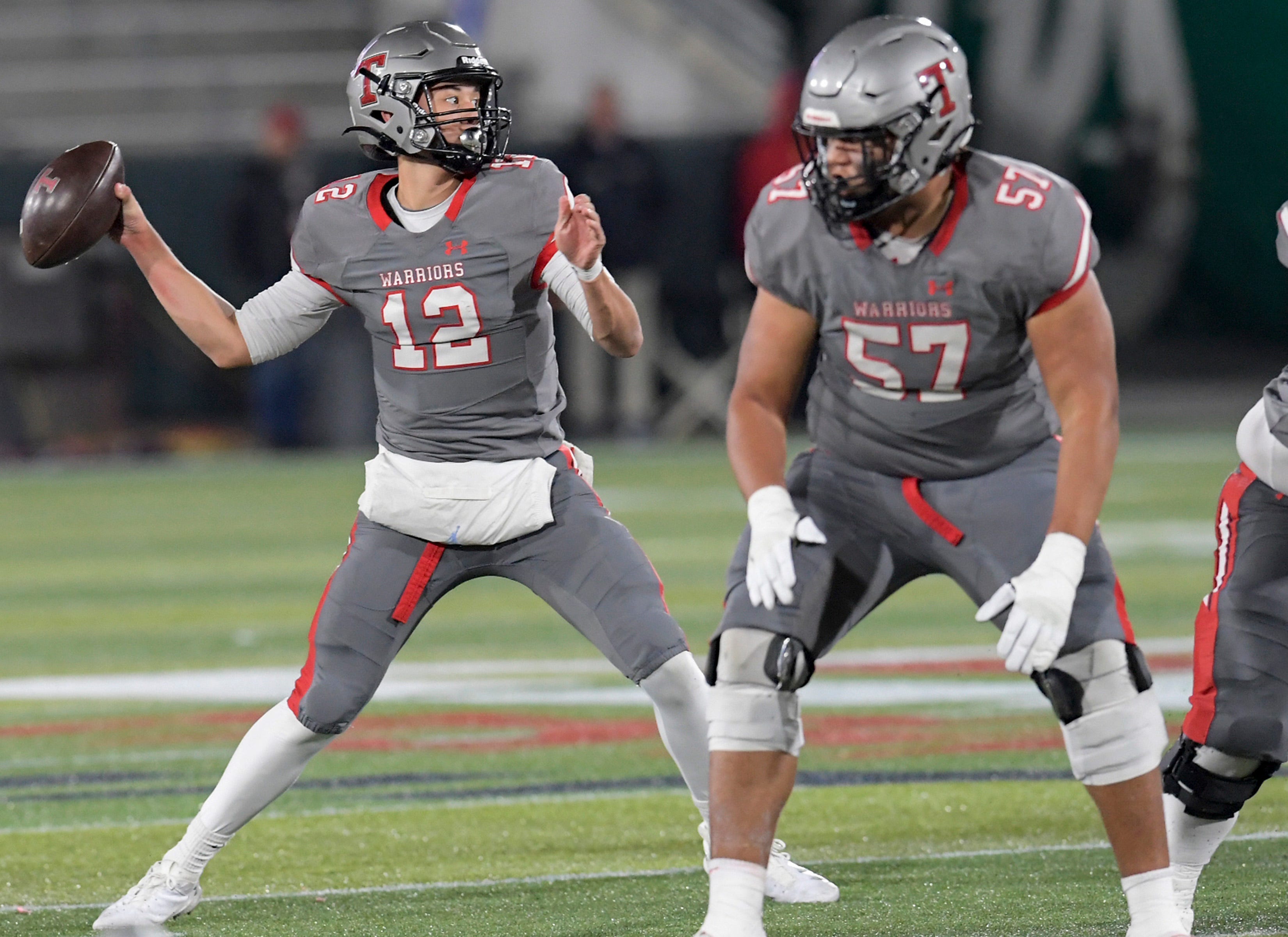 Alabama reportedly offers top 2027 in-state quarterback prospect