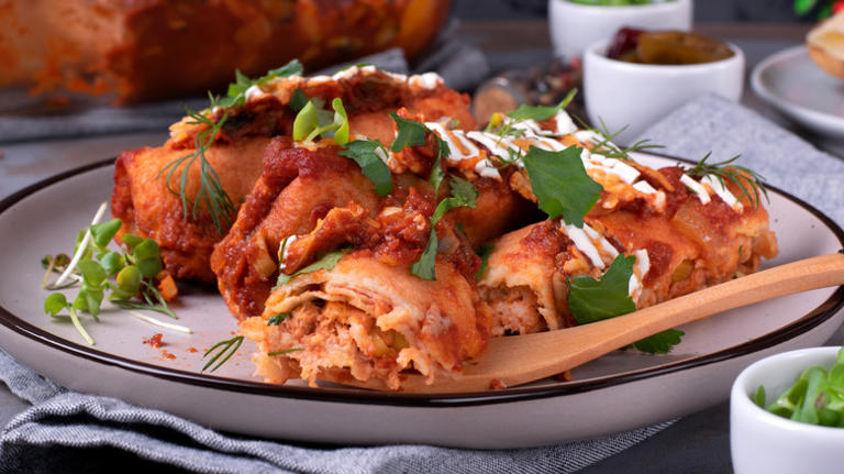 Bobby Flay's Favorite Family Meal Is An Enchilada Casserole Filled With ...