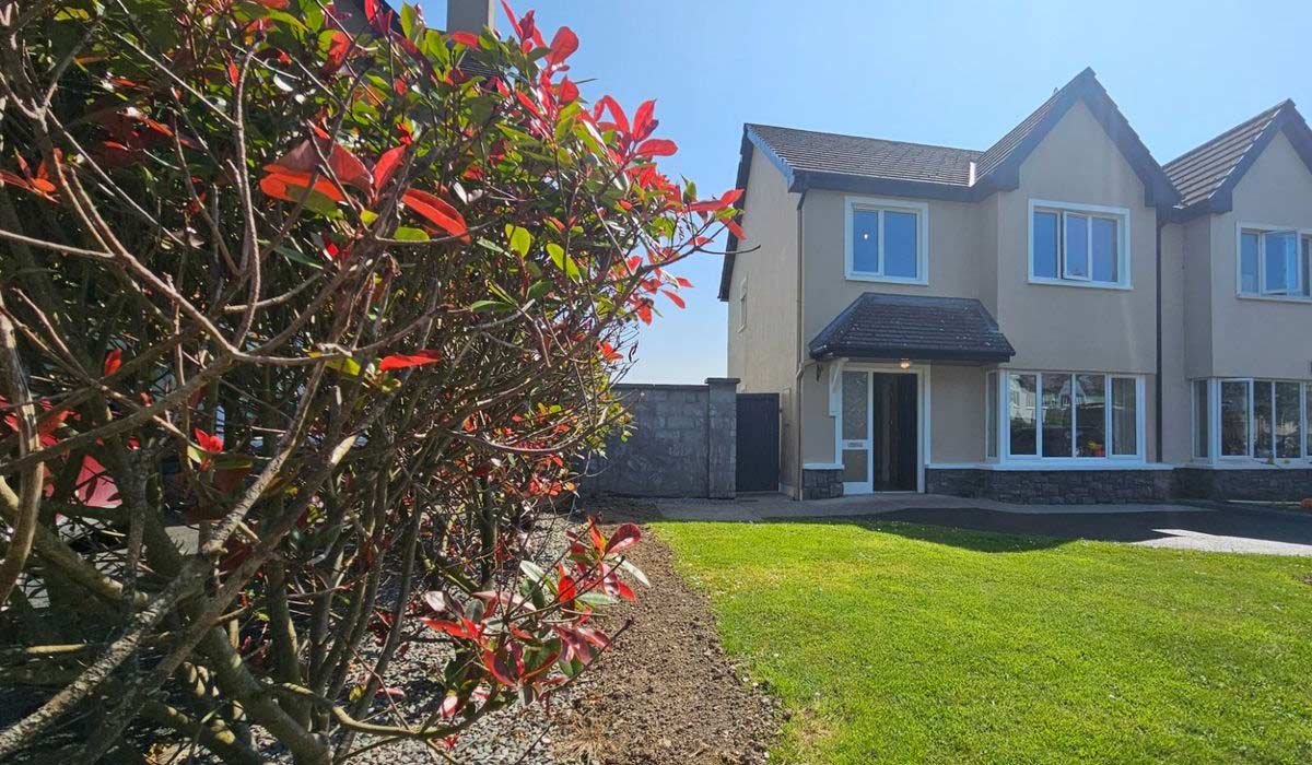 Inside Kerry home 20 minutes from Tralee on market for major bargain