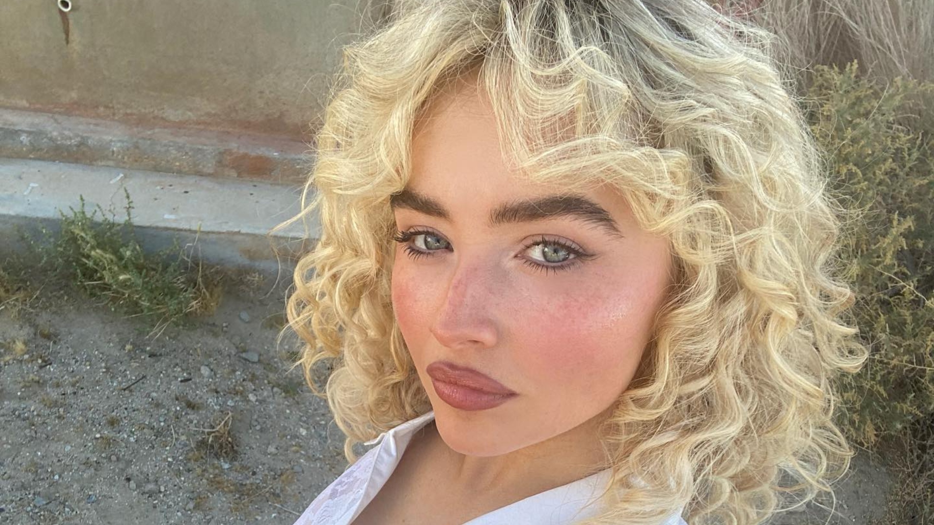 Sabrina Carpenter Imposes New Concert Rule That Angers Fans