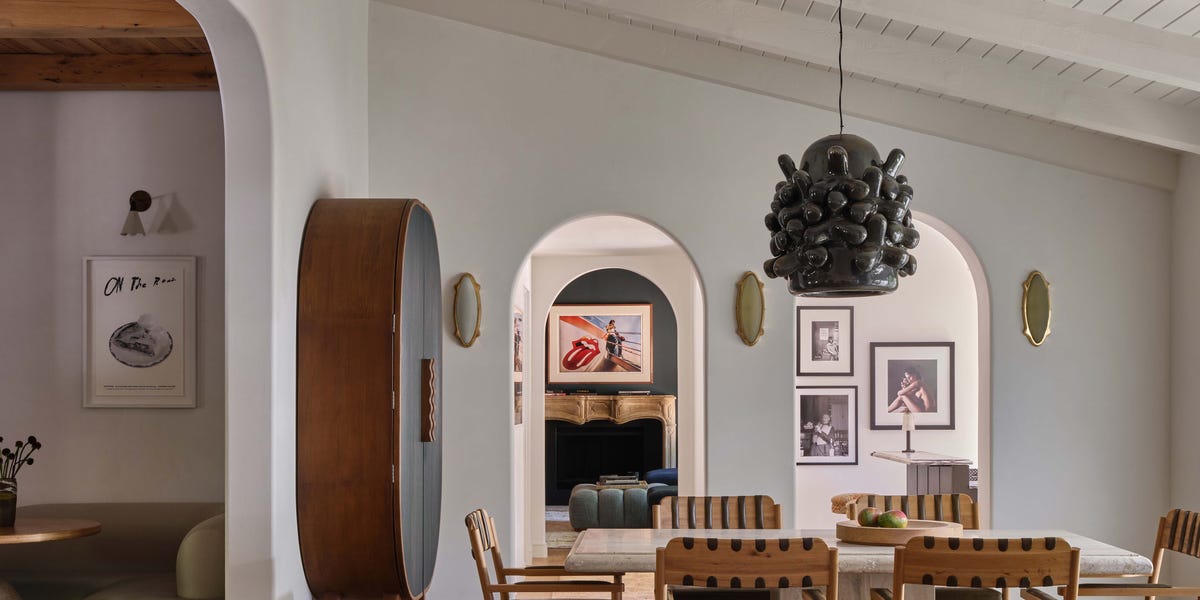 Hospitality Stars Ward + Gray Open up a Family of Four’s Midcentury ...