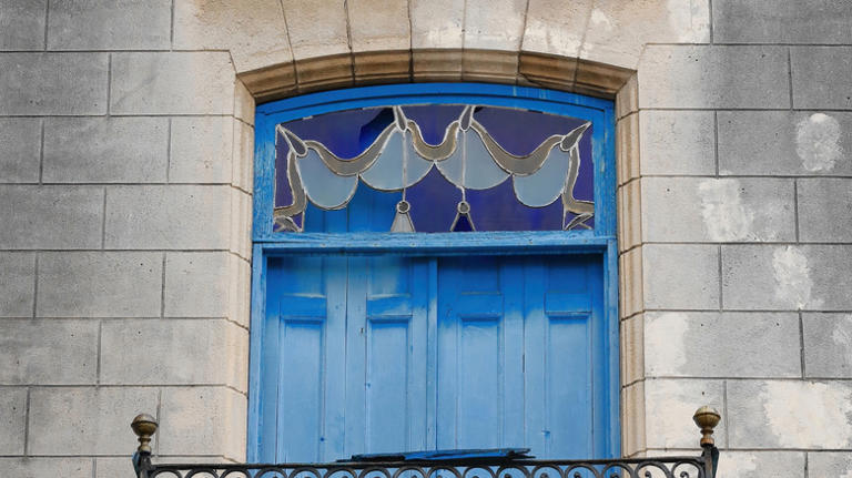 Invite Natural Light & Elegance Into Your Home With Stained Glass ...