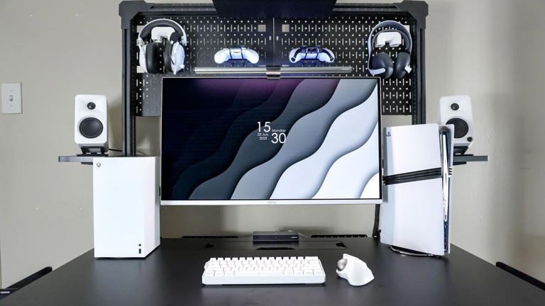 I built my dream desk setup and this underrated feature makes it a ...