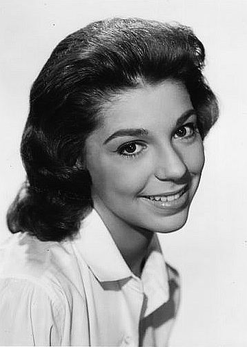 30 Singers from the ’60s We Forgot About
