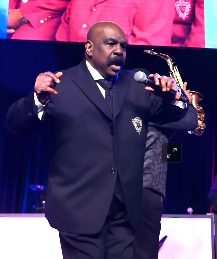 Walter Scott’s Death from Cancer Sparks Outpouring of Love From Fans ...