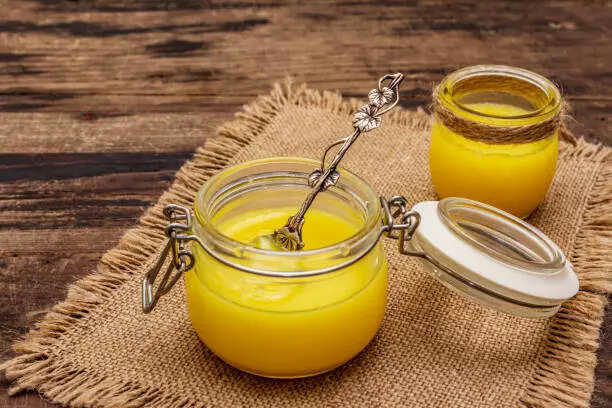 Ghee vs oil: when to use what and why