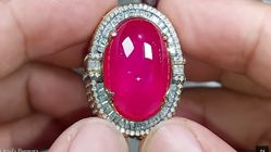 Kilau Mewah Batu Ruby Merah dari Otnifa Permata, Bikin Siapapun Jatuh Hati
