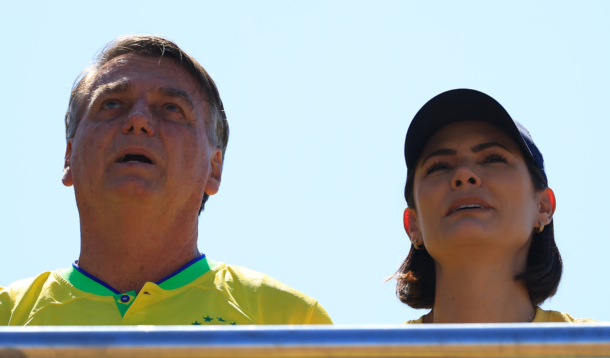 Michelle Bolsonaro já foi garota de programa? Ex-primeira-dama toma atitude drástica após ...