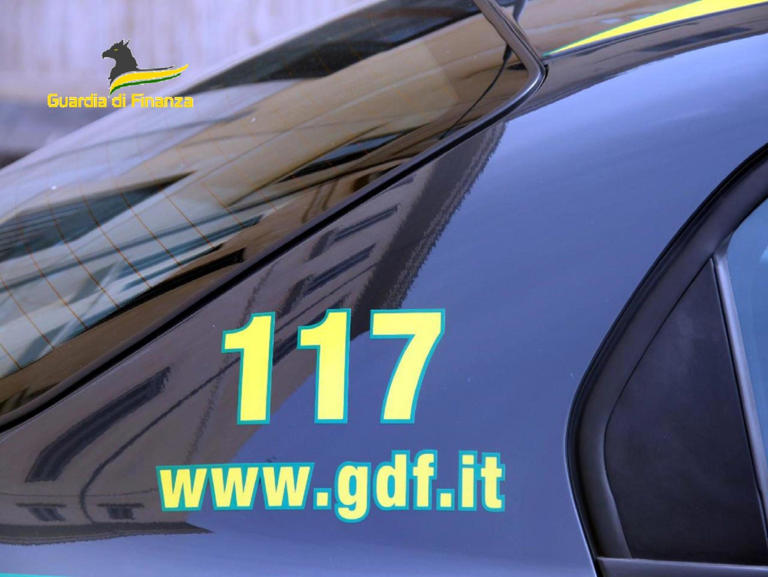 Gestione illecita Cara Isola, Gdf sequestra 2,5 milioni