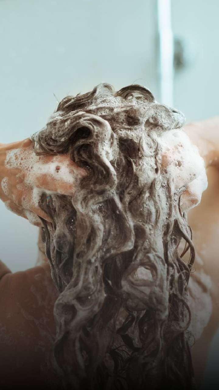 7 Monsoon Haircare Tips To Avoid Frizzy Hair