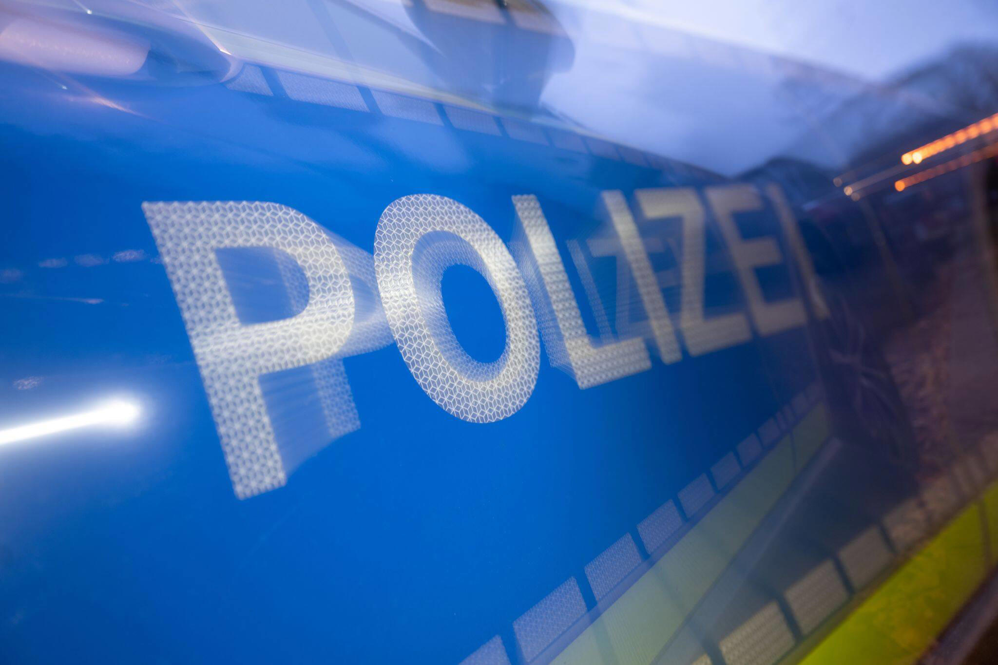 Kopfschuss-Drohung in Salzgitter: Mann soll Zuggäste und Polizisten ... Kopfschuss-Drohung in Salzgitter: Mann soll Zuggäste und Polizisten ...